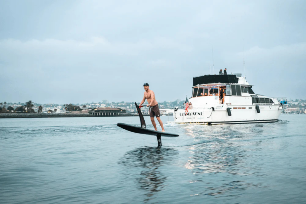 Hydroflyer Cruiser E-Foil - the future of e-foiling arrived